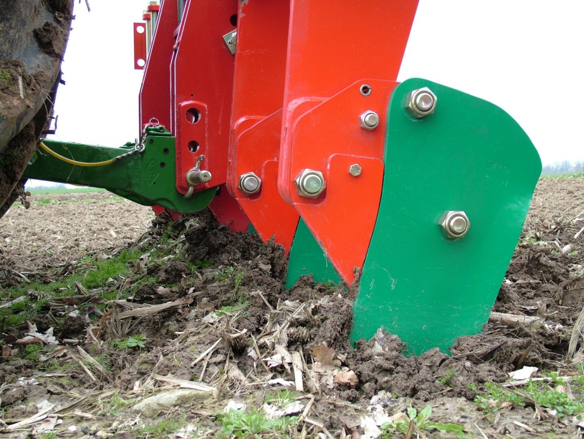 Podrývák Kverneland CLI - AGRICO, s.r.o.