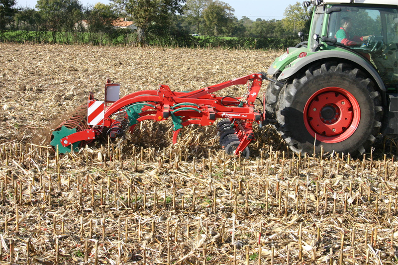 Kultivátor Kverneland CLC pro Cut - AGRICO, s.r.o.