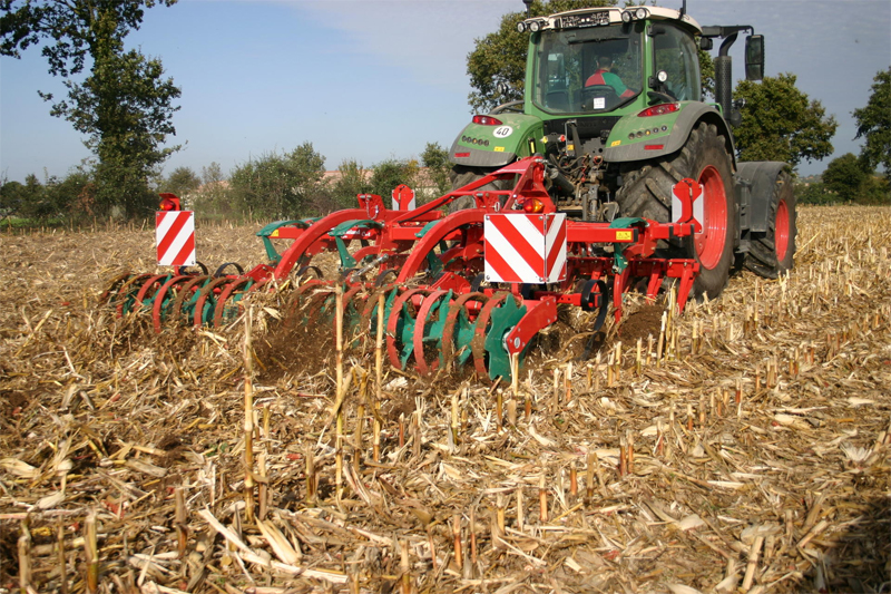 Kultivátor Kverneland CLC pro Cut - AGRICO, s.r.o.