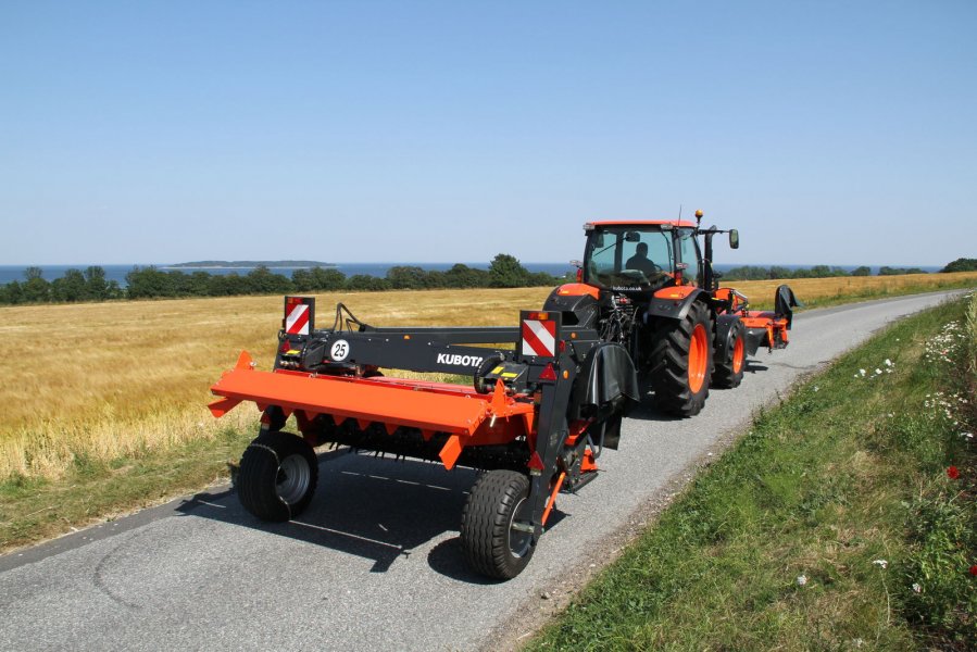 Tažený diskový žací stroj s kondicionérem KUBOTA DMC8000 - AGRICO, s.r.o.