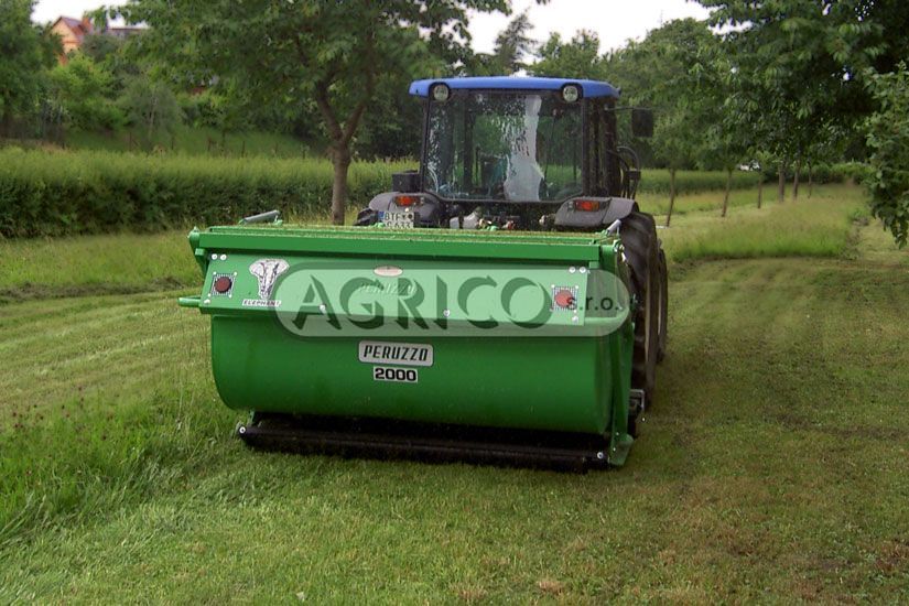 Mulčovač se sběrem Peruzzo Elephant - AGRICO, s.r.o.